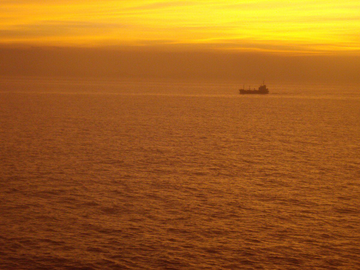 tramonto sul mar giallo | Turisti per Caso