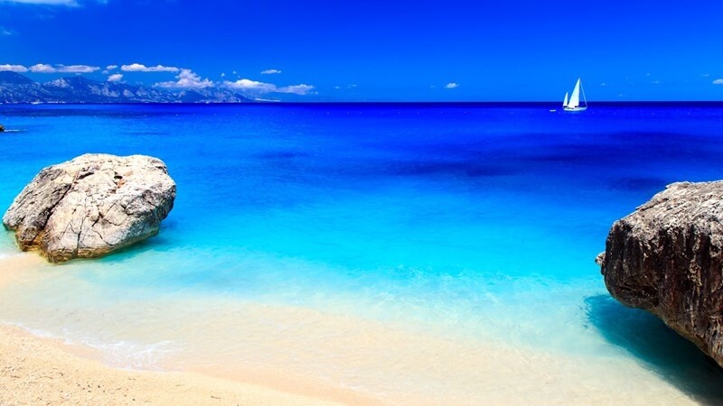 5 posti di mare tranquilli in Italia perfetti per una vacanza | Turisti ...