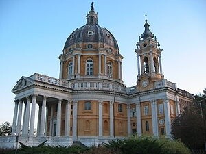Chiese e castelli nel torinese | Turisti per Caso