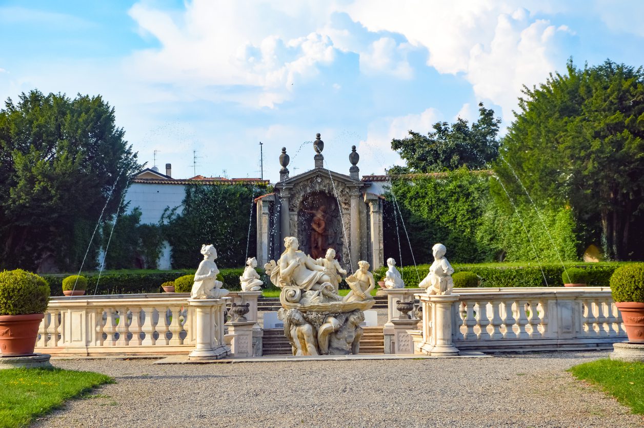 Villa Litta a Lainate, una meraviglioso Ninfeo tutto da ammirare