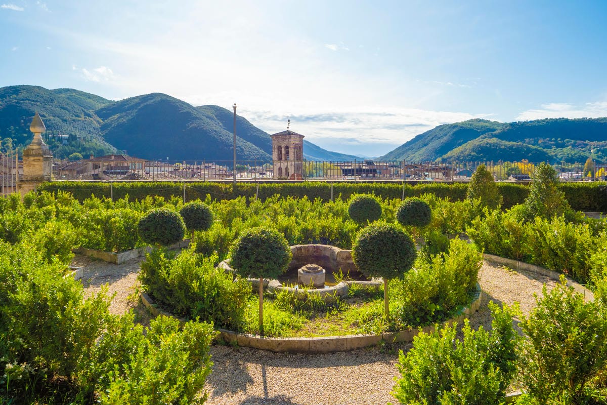 È la città che tutti snobbano nel Centro Italia, eppure è la meta ...